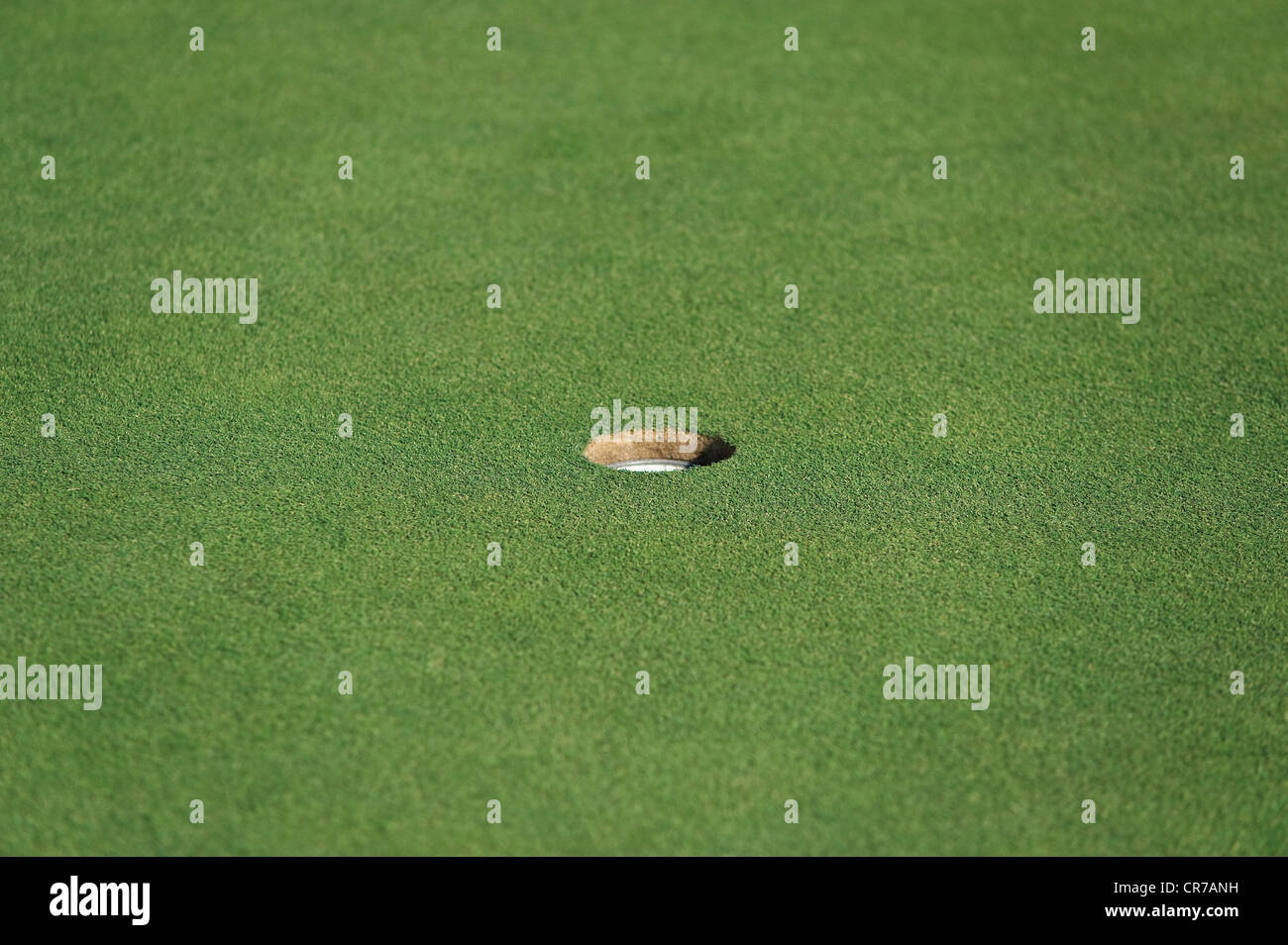 Golf course hole hi-res stock photography and images - Alamy