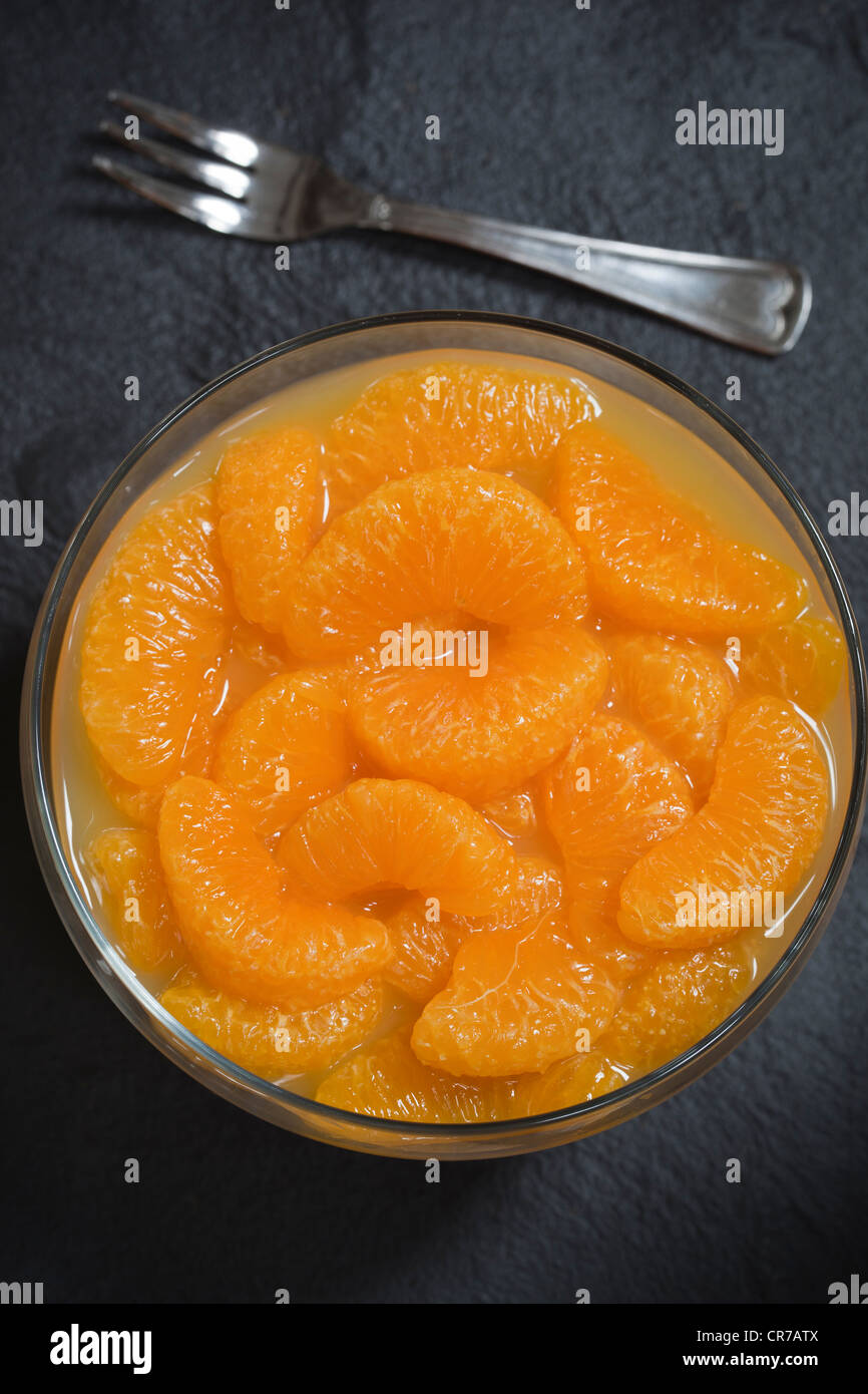 Mandarin orange hi-res stock photography and images - Alamy