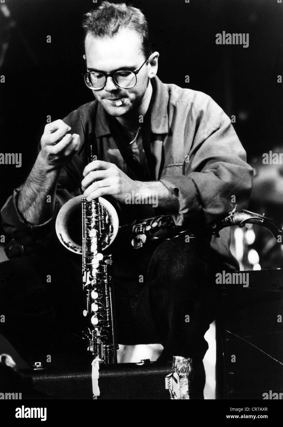 May 1992 hi-res stock photography and images - Alamy