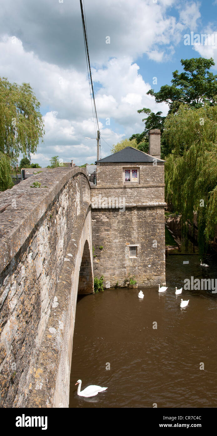 Historic Toll House on Halfpenny Bridge which crosses the River Thames ...