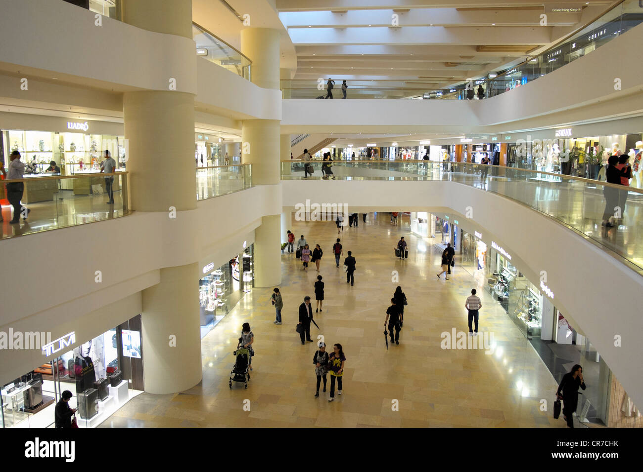 Shopping malls in hong kong hi-res stock photography and images - Alamy