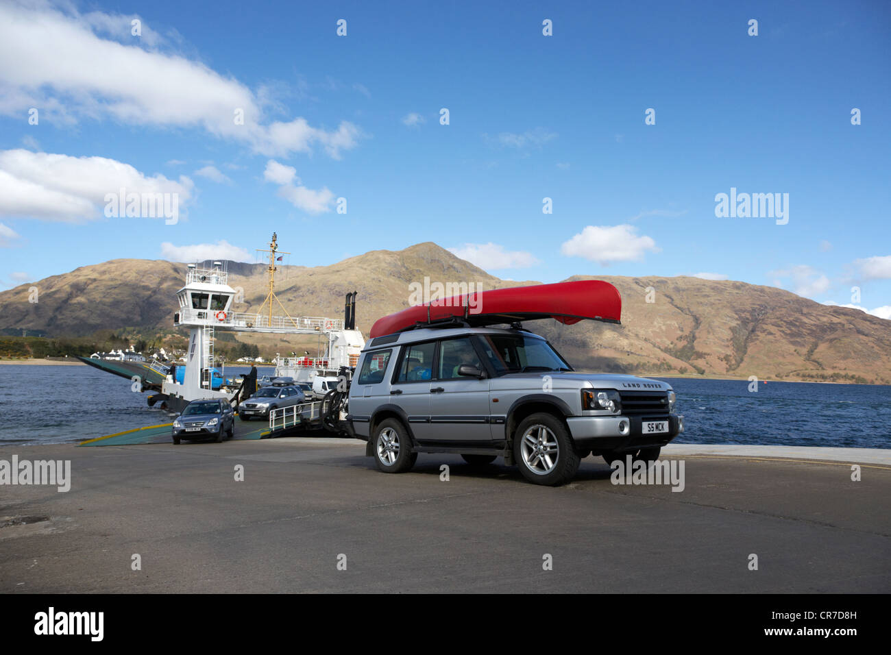Ferry canoe hi-res stock photography and images - Alamy