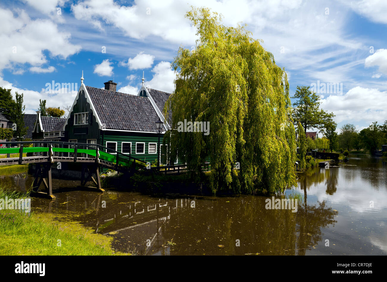 Traditional dutch house hi-res stock photography and images - Alamy