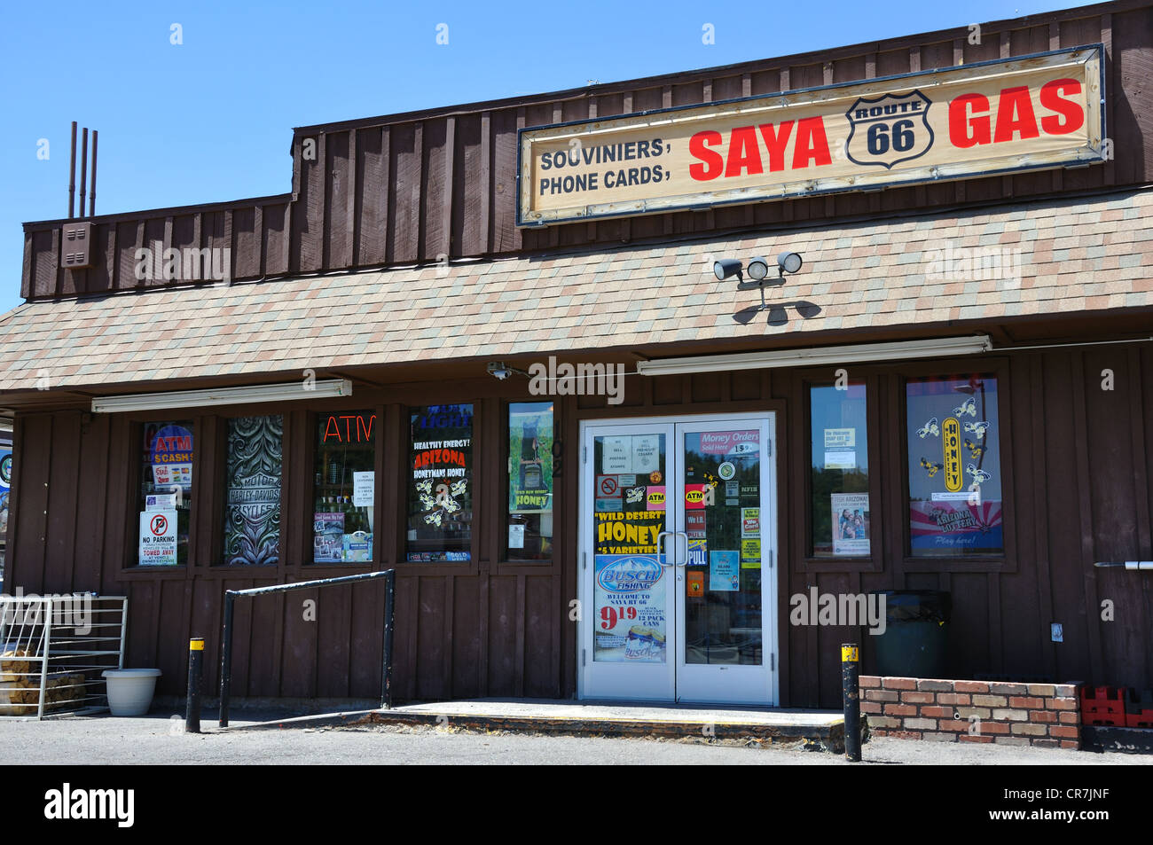 Williams, Arizona (old Route 66 town) - gas station and convenience ...