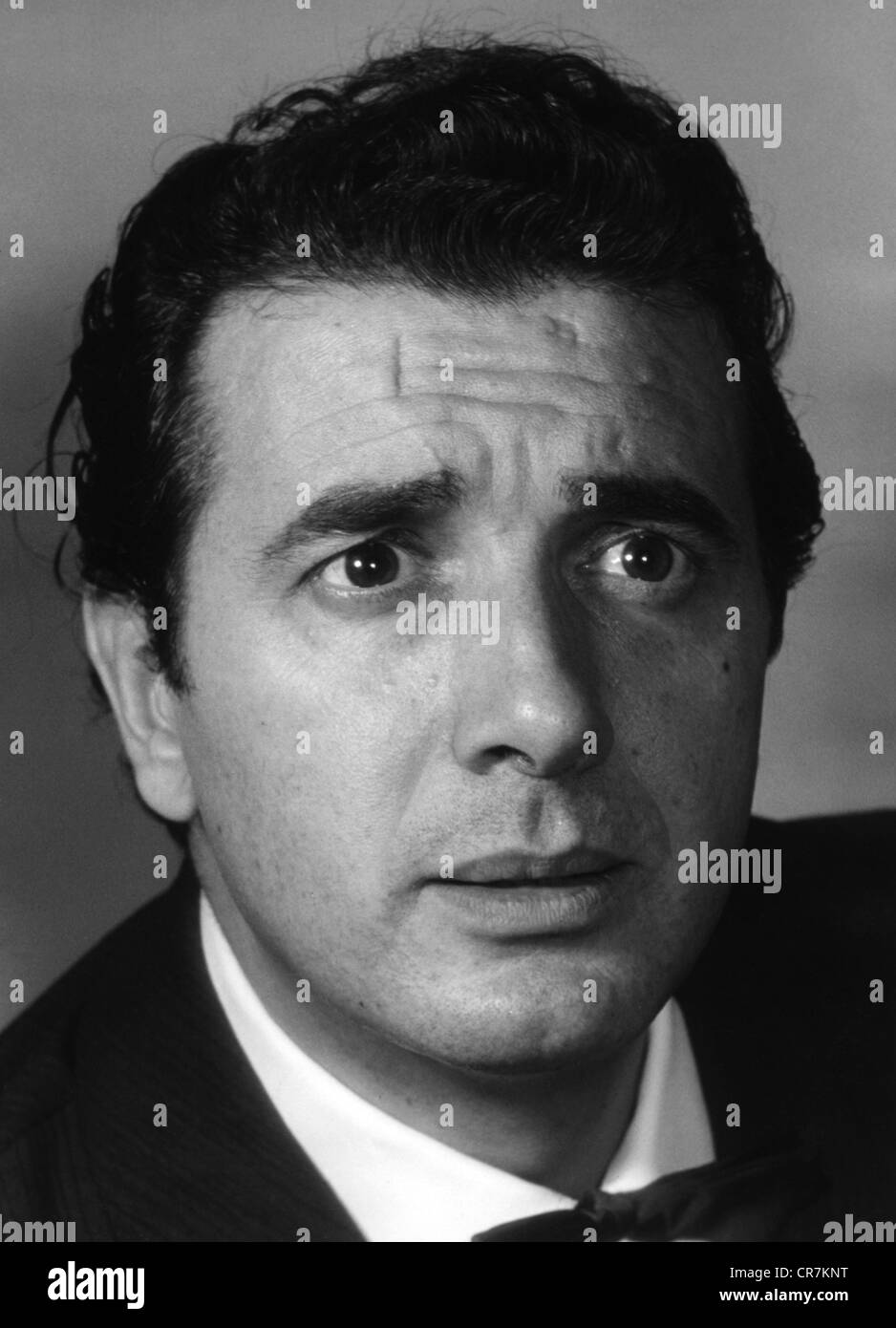 29 4 2003 Black and White Stock Photos & Images - Alamy