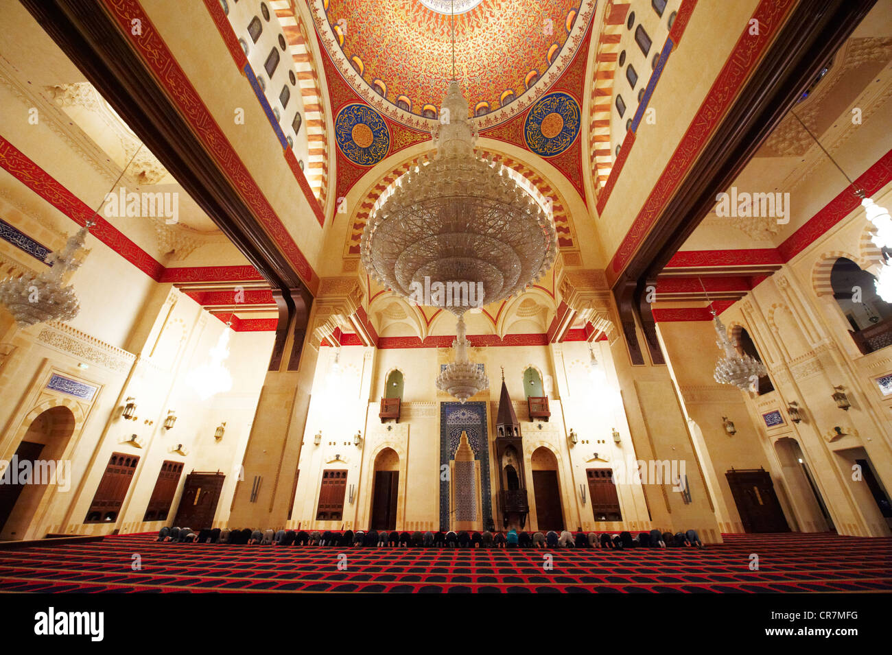 Lebanon, Beirut, Al-Omari Mosque, prayer room Stock Photo - Alamy