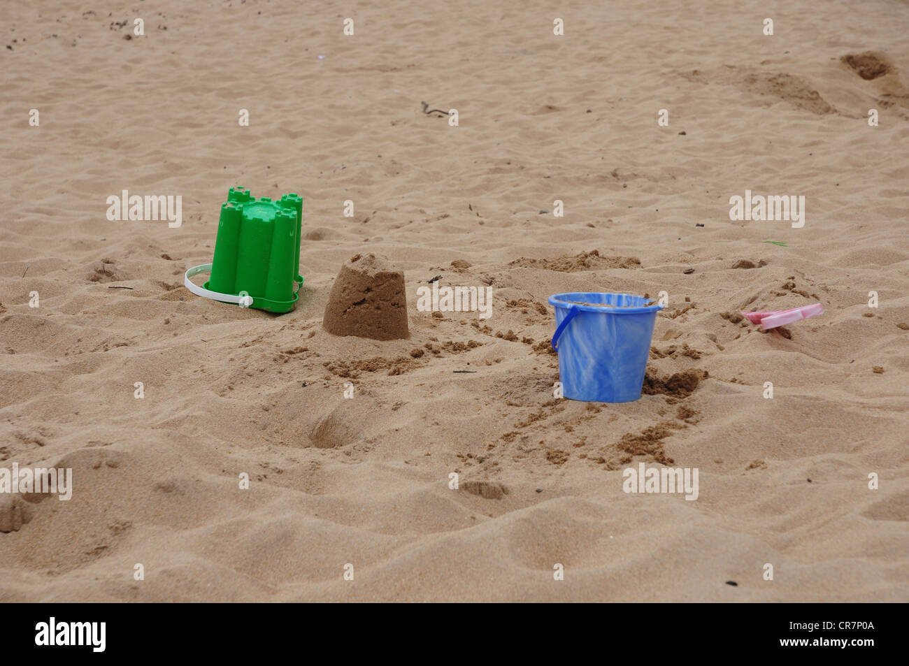 Bucket and spades spade buckets hi-res stock photography and images - Alamy