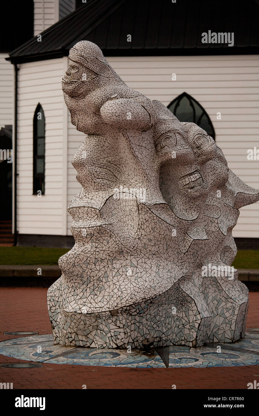 Scott memorial statue Cardiff Bay Stock Photo - Alamy
