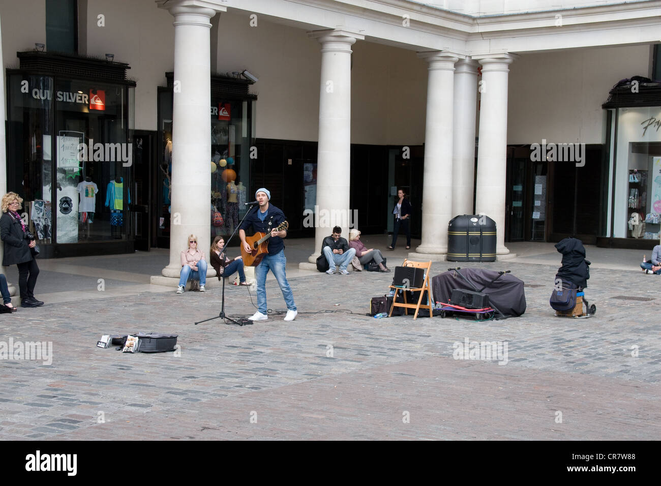 Busker bucket hi-res stock photography and images - Alamy