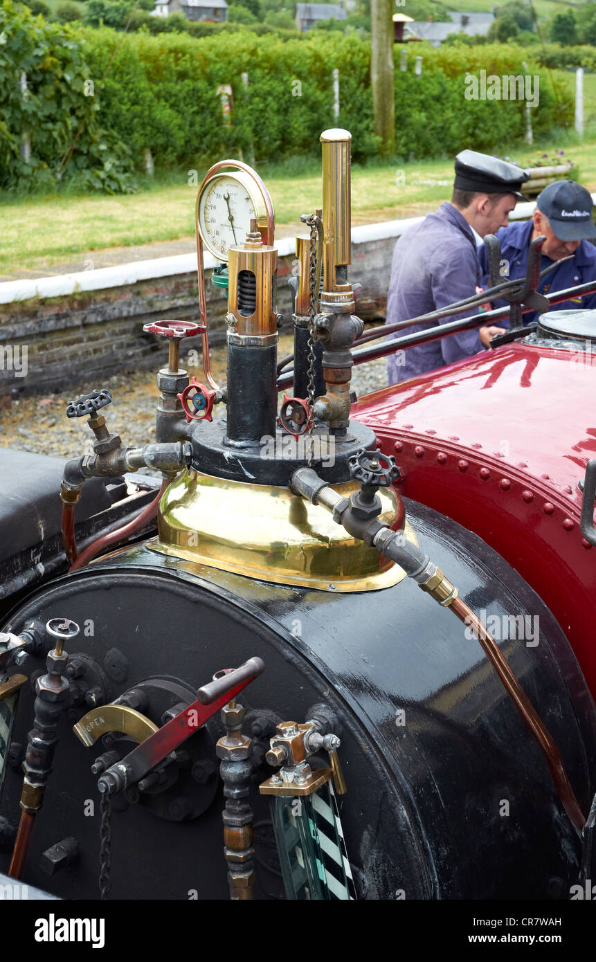 Steam train valves hi-res stock photography and images - Alamy