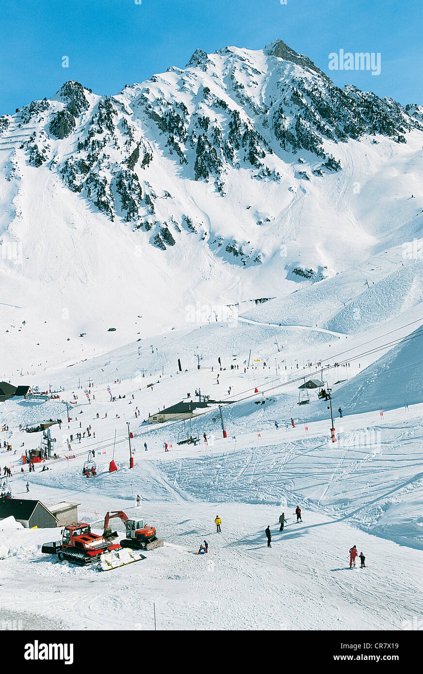 France, Hautes Pyrenees, La Mongie Tourmalet, the ski resort Stock ...