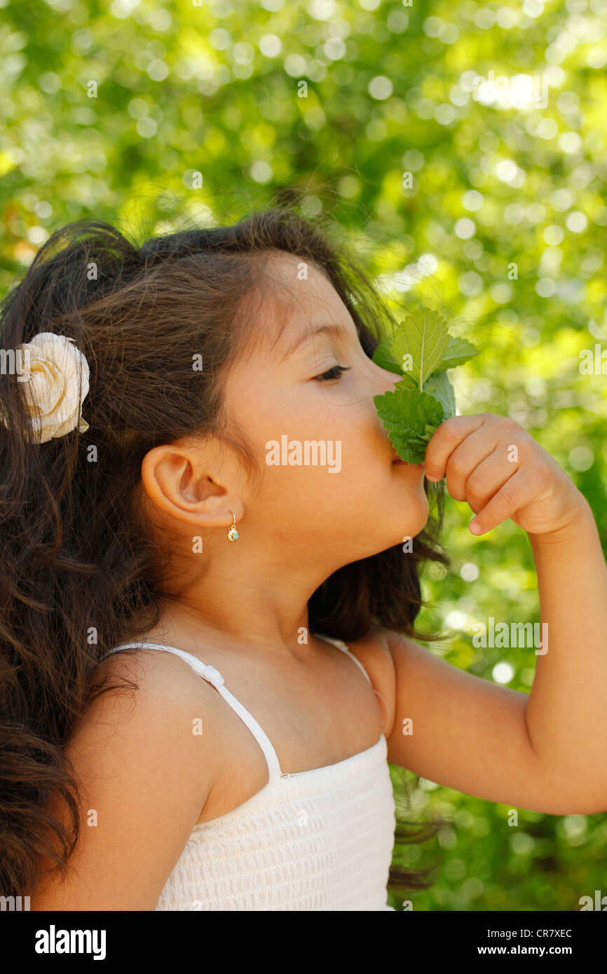 6 years old girl spanish hi-res stock photography and images - Alamy