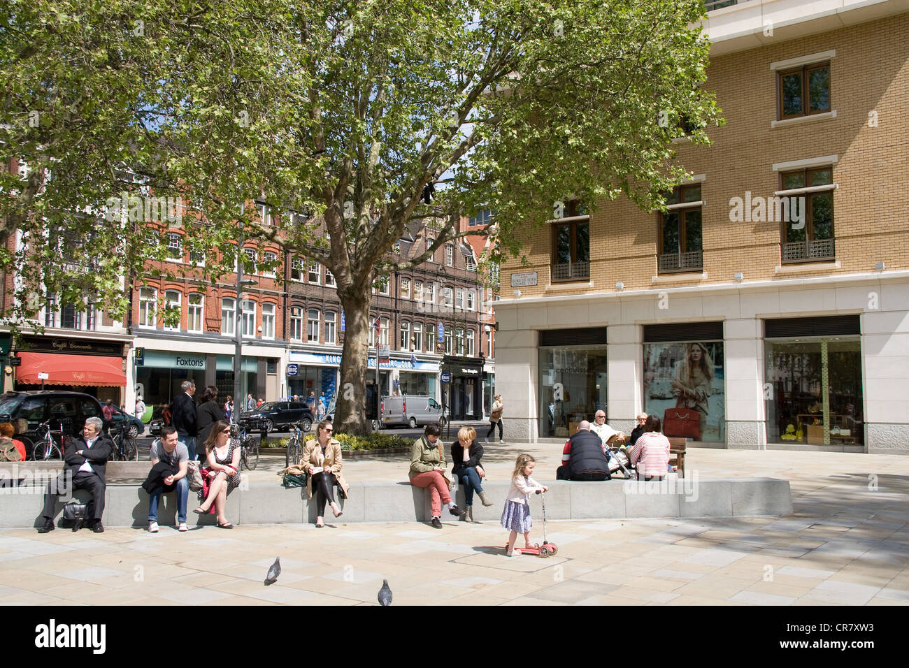 plaza Kings road Stock Photo - Alamy