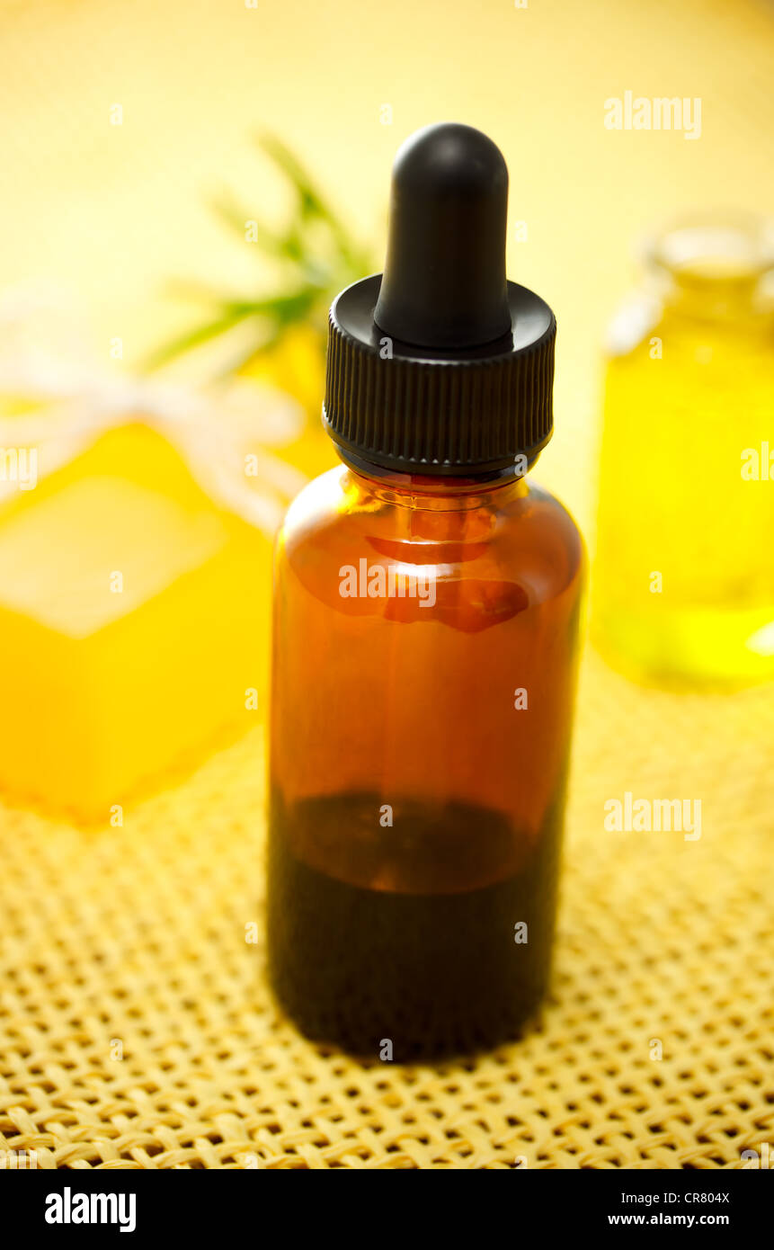 Medicinal dropper hi-res stock photography and images - Alamy