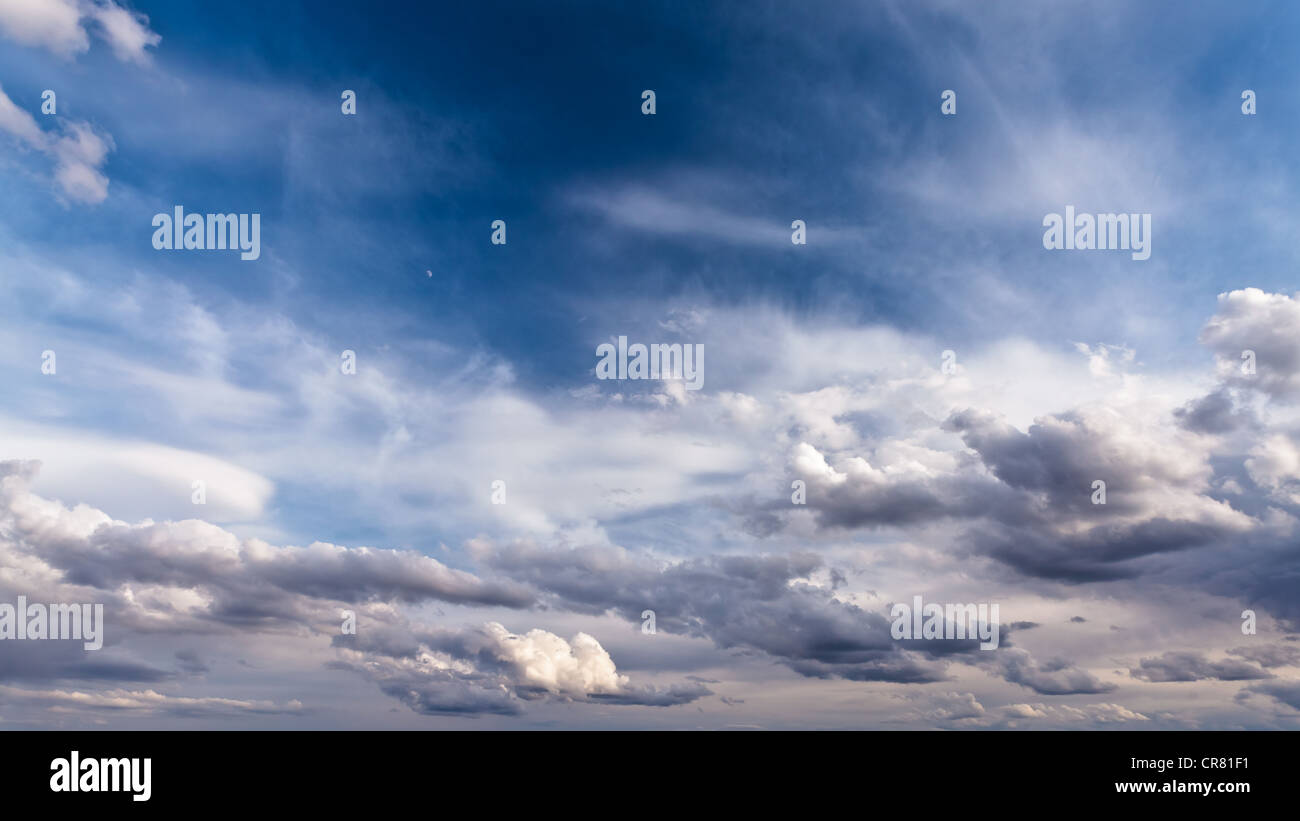 Cloud types hi-res stock photography and images - Alamy