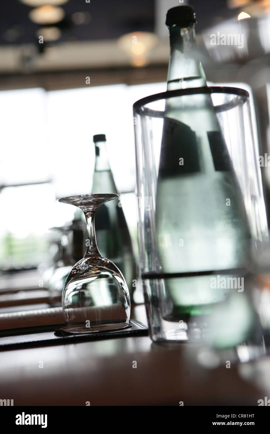 Meeting room table glasses water hi-res stock photography and images ...