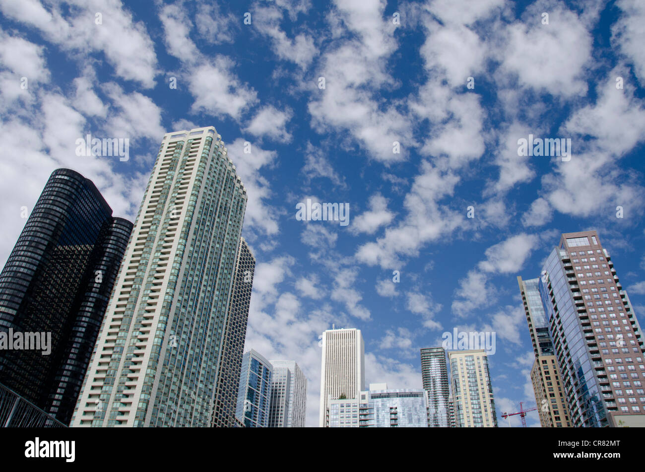 Illinois, Chicago. High-rise apartments along the shores of Lake ...