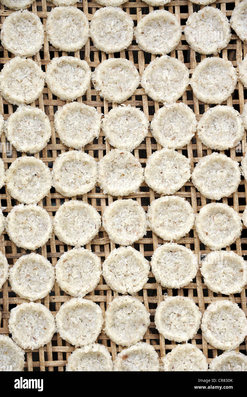 Rice cracker biscuits hi-res stock photography and images - Alamy