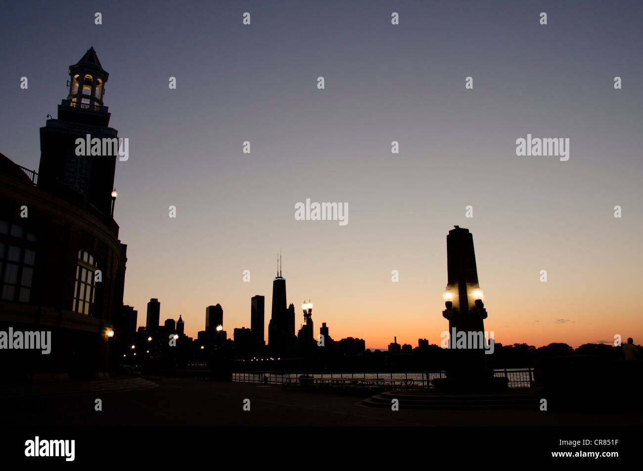 Chicago sunset hi-res stock photography and images - Alamy