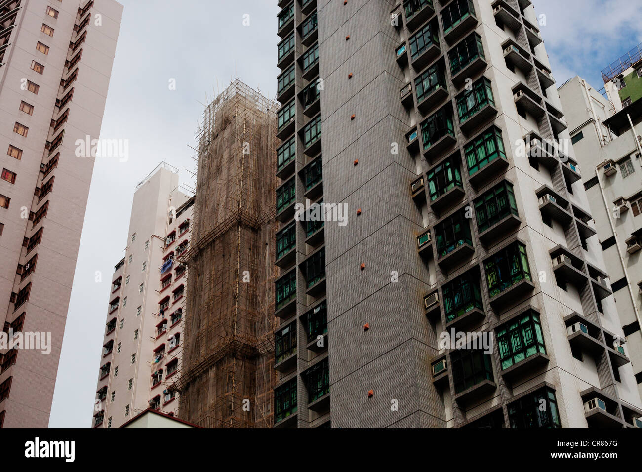 Buildings under construction works hi-res stock photography and images ...