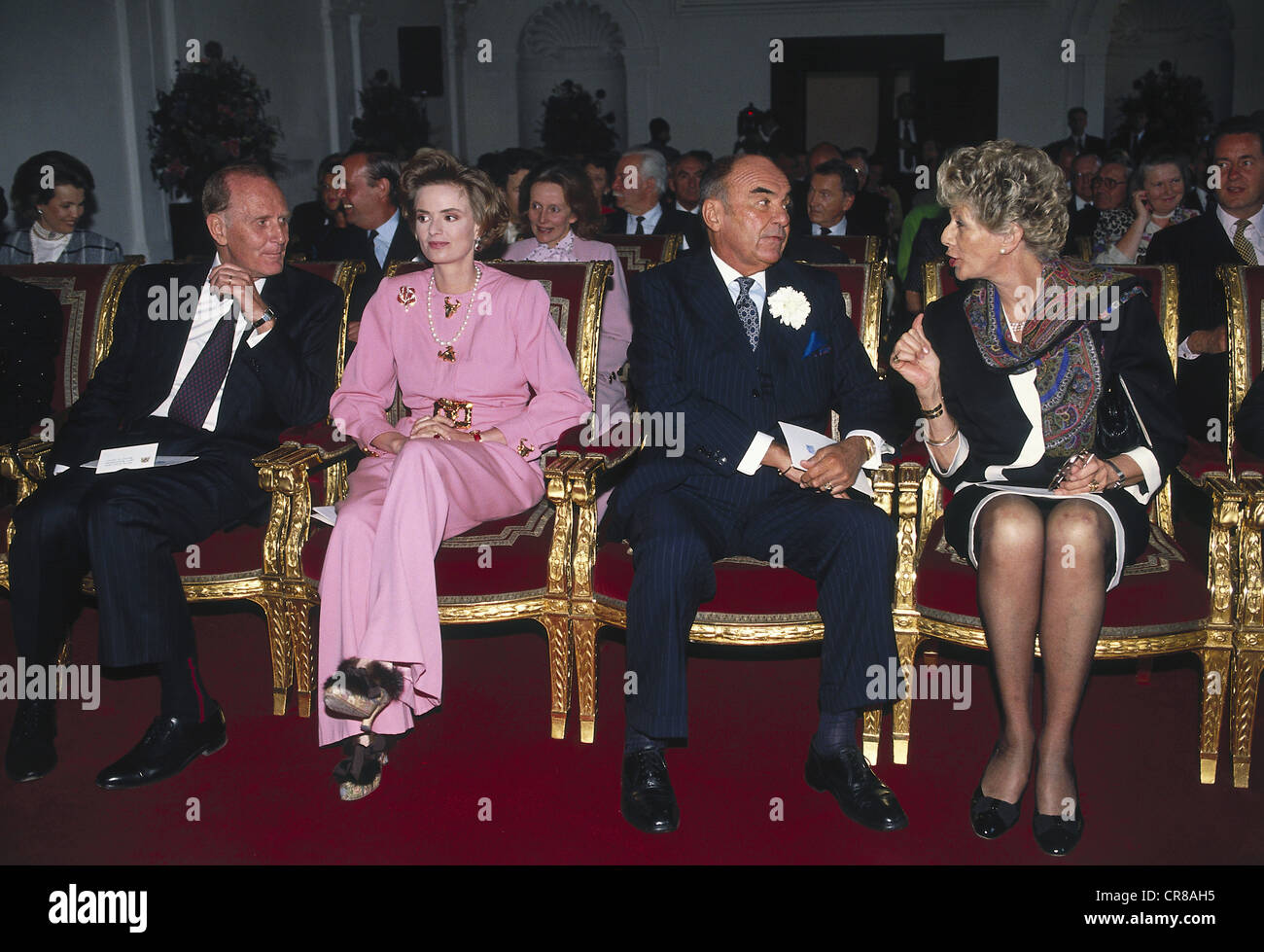Thurn und Taxis, Gloria Princess von, (nee von Schönburg - Glauchau ...