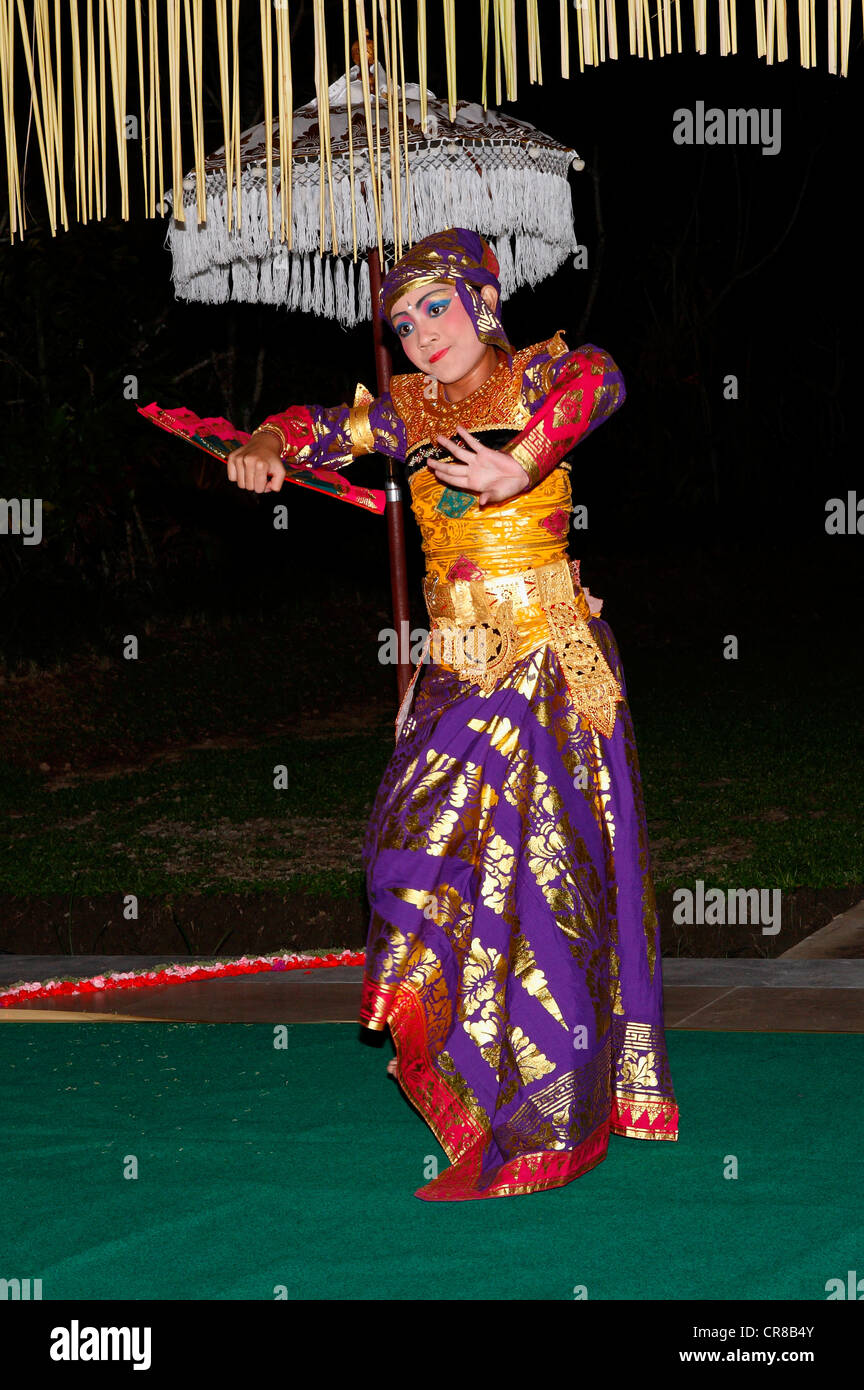 Balinese female dancer performing the Teruna Jaya, which depicts ...