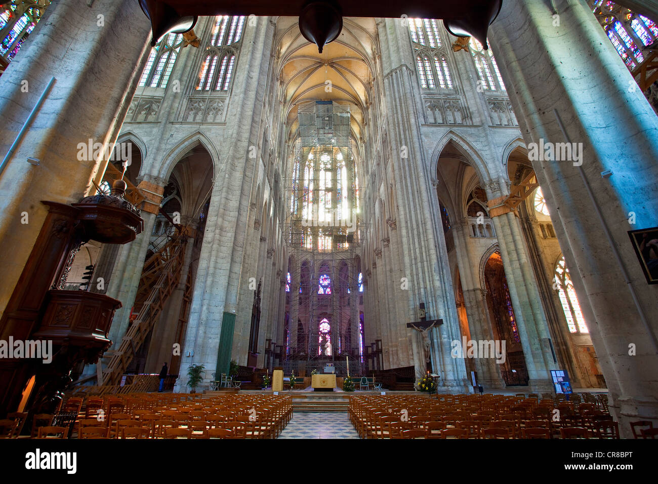 France, Oise, Beauvais, St Pierre Cathedral, Nave Stock Photo - Alamy