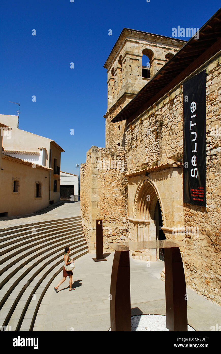 Spain, Castile-La Mancha, Alarcon, St Dominique de Silos Church housing ...