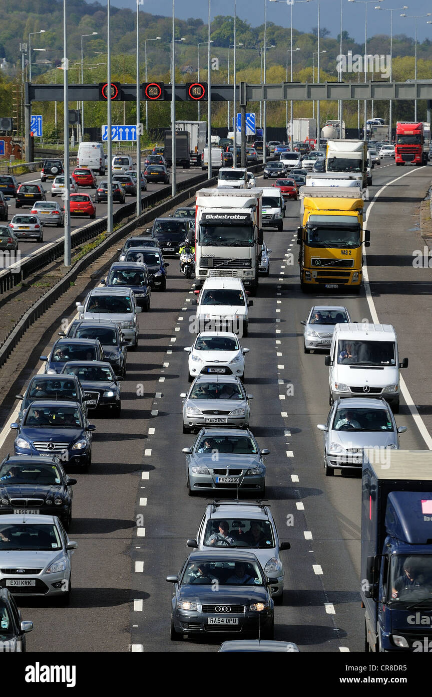 Motorway congestion on M25 Surrey Stock Photo - Alamy