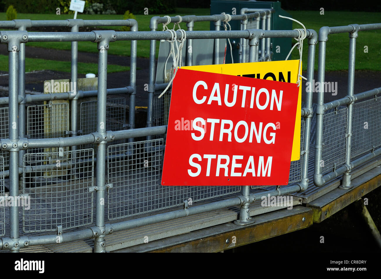 Cautionary sign hi-res stock photography and images - Alamy