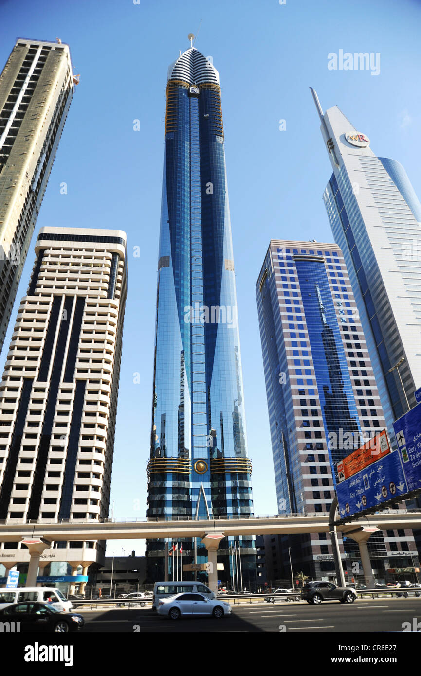 Modern architecture dubai hi-res stock photography and images - Alamy