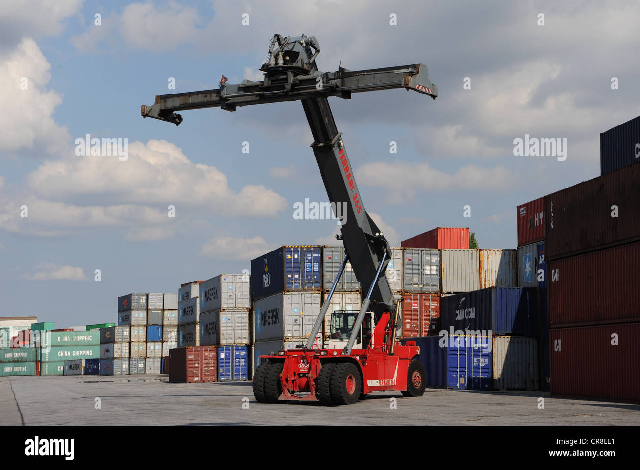 Mobile Container Crane