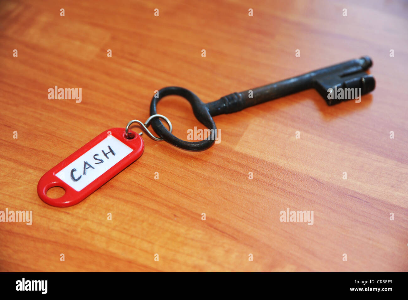 Bank vault cash hi-res stock photography and images - Alamy