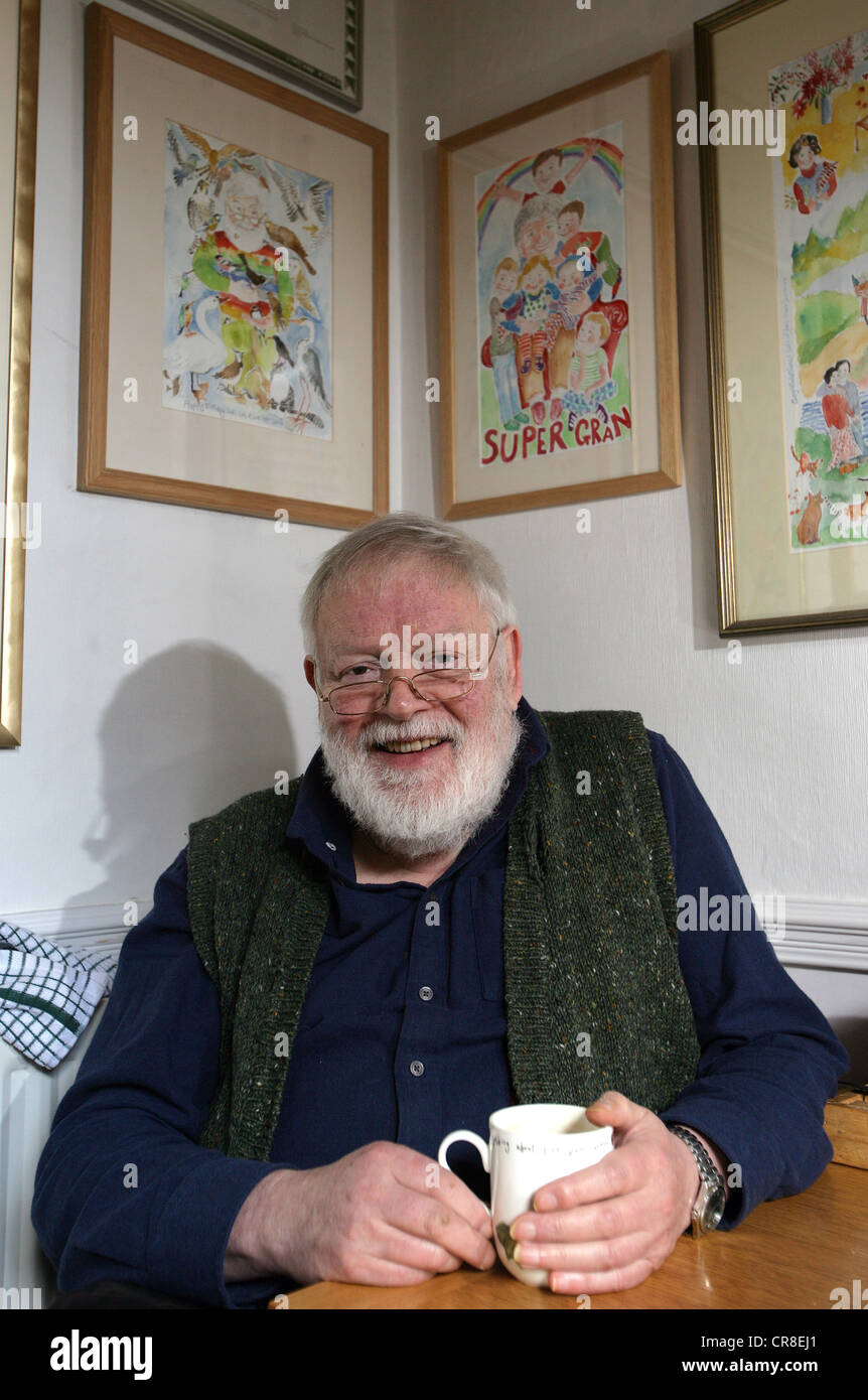 Michael Longley, CBE (born 27 July 1939) is a Northern Irish poet from ...