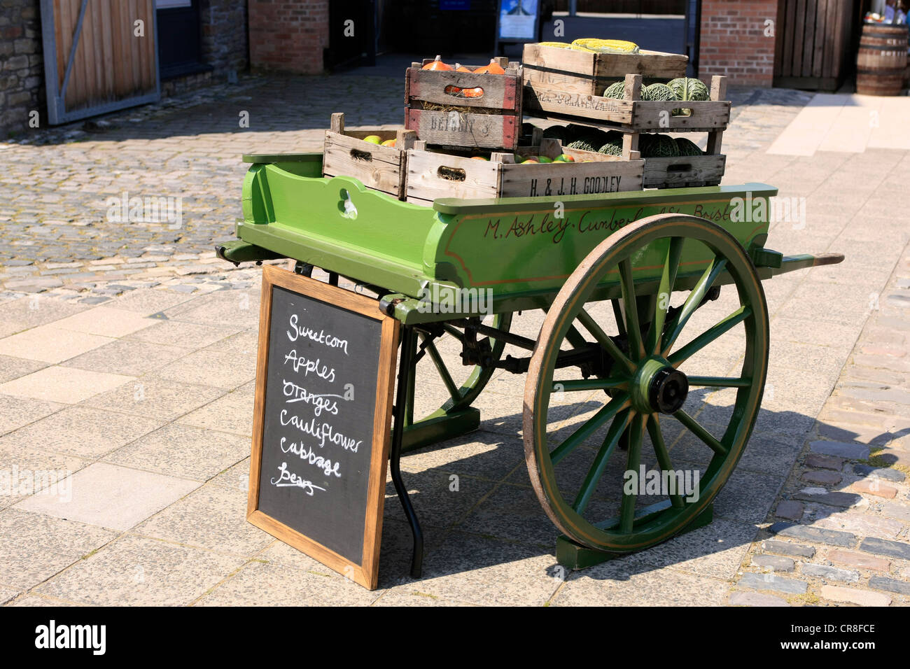 Wooden hand cart hi-res stock photography and images - Alamy
