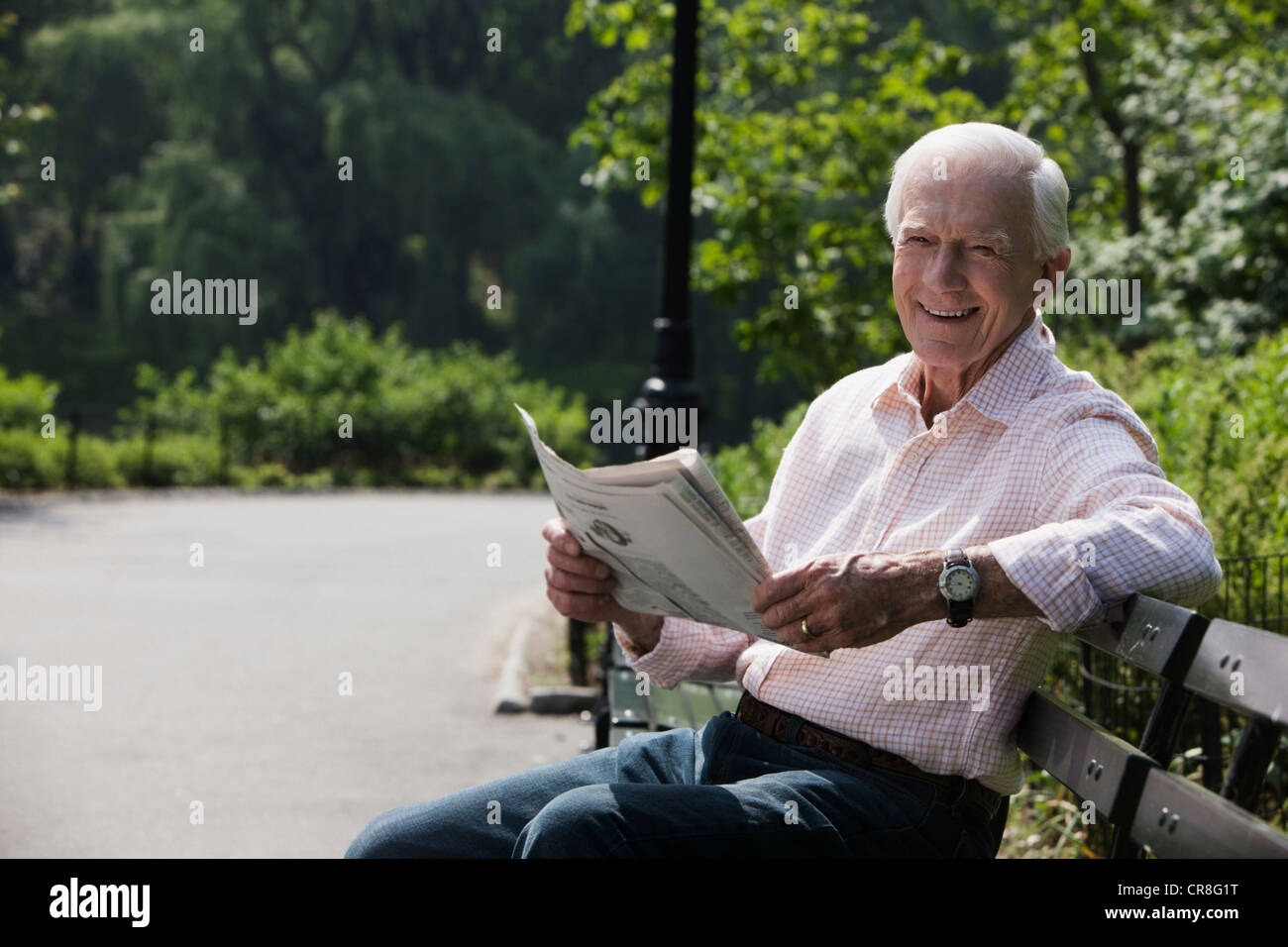 Old Man Reading Newspaper Stock Photos & Old Man Reading Newspaper ...
