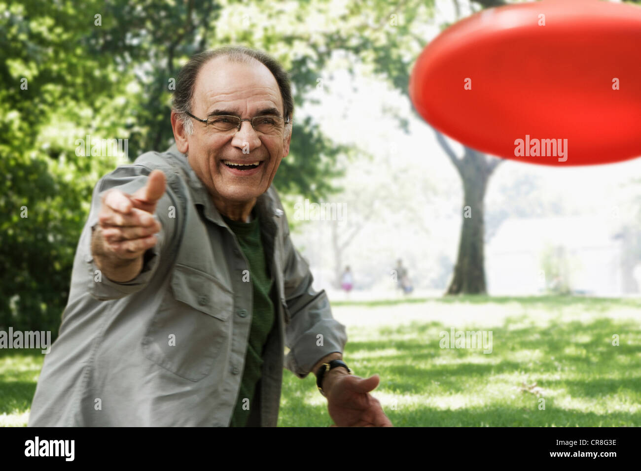 Throwing Disc High Resolution Stock Photography and Images - Alamy