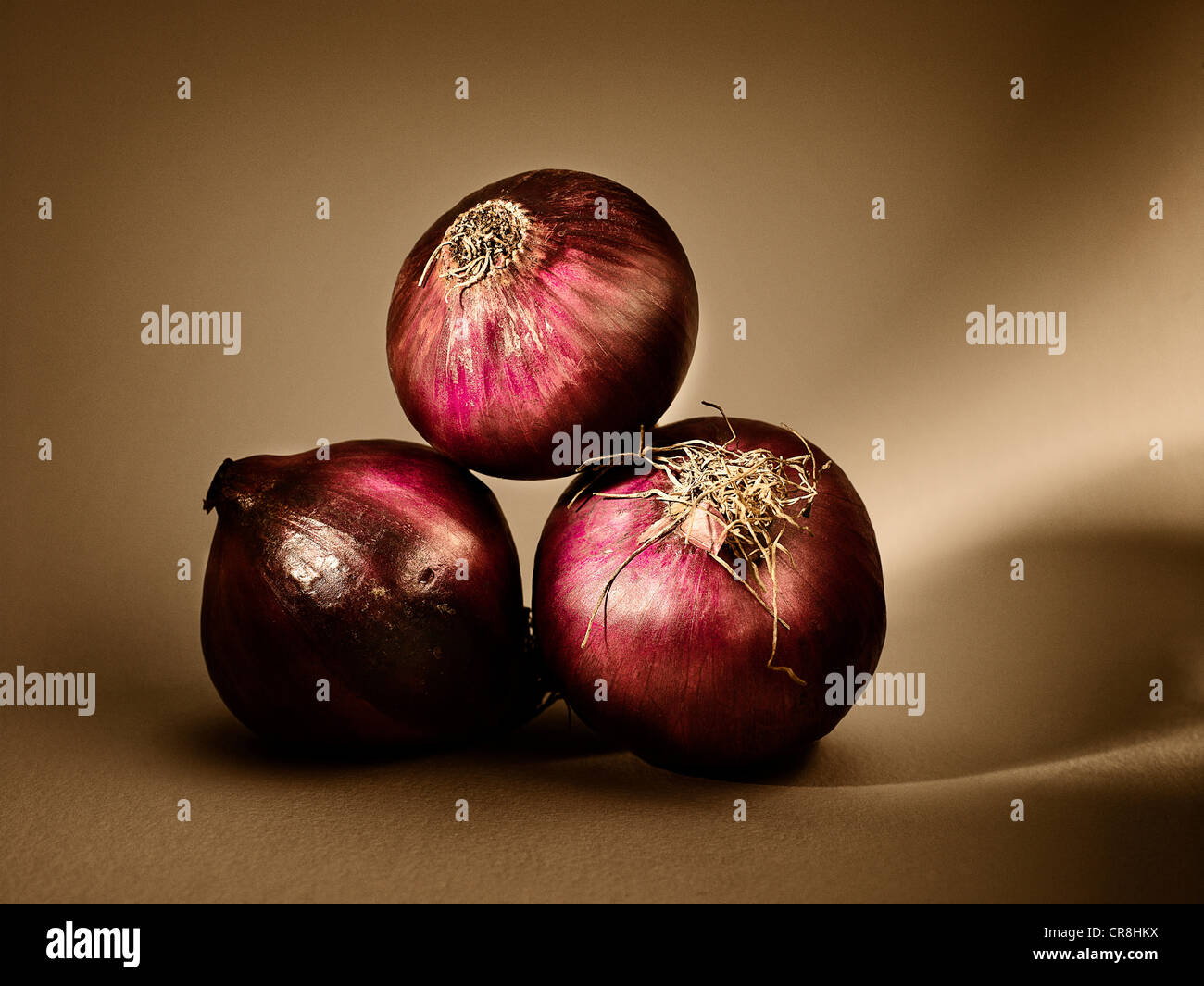 Three fresh onions hi-res stock photography and images - Alamy