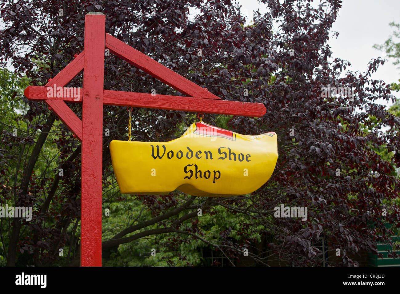 Wooden hanging sign hi-res stock photography and images - Alamy