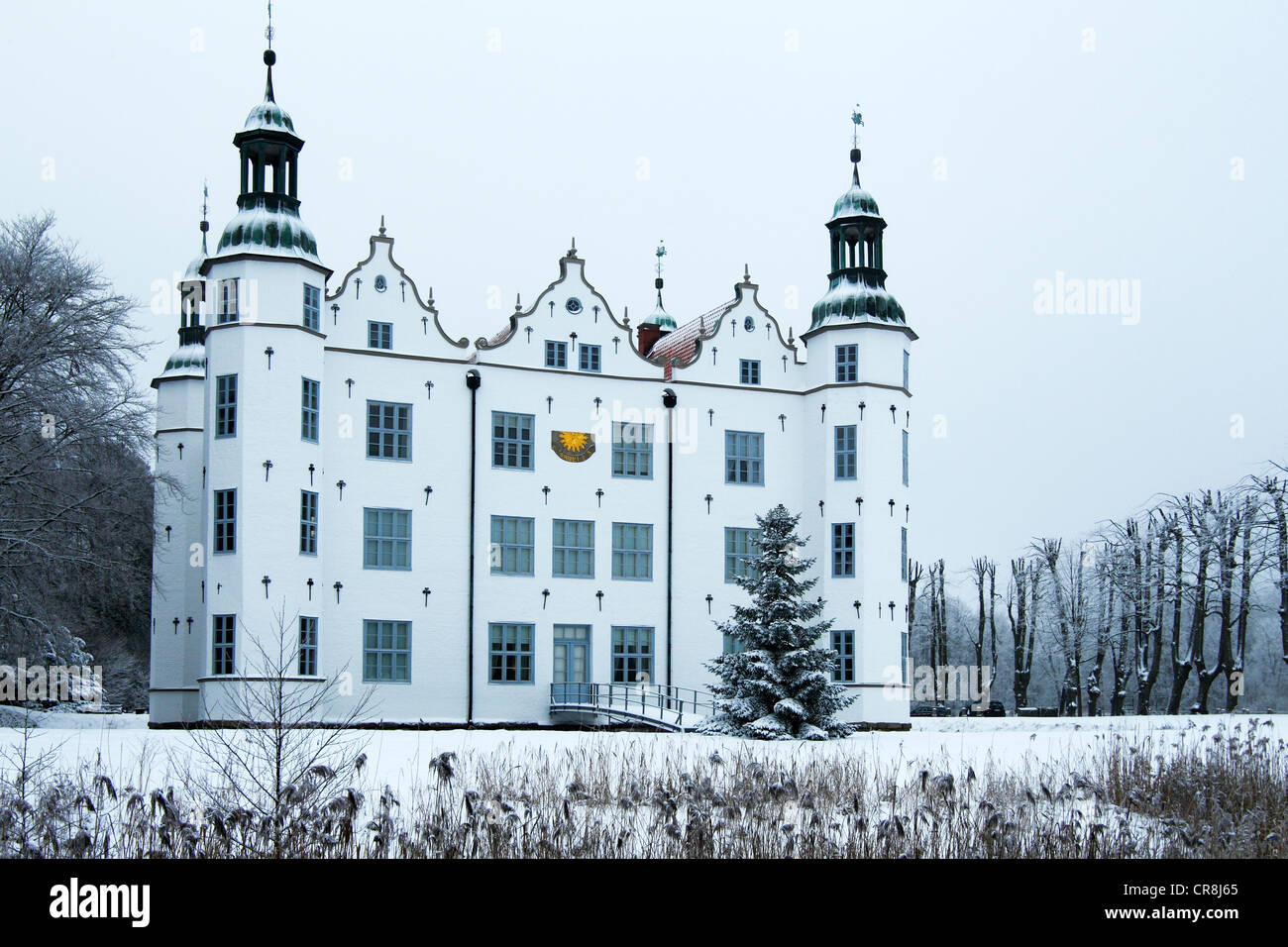 Schloss ahrensburg germany hi-res stock photography and images - Alamy