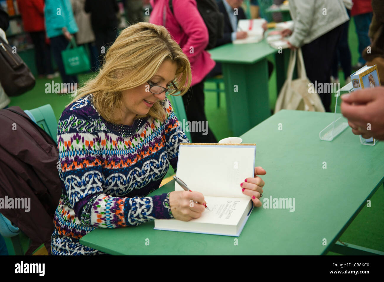 Fiona, The Countess of Carnarvon, author pictured book signing at The ...