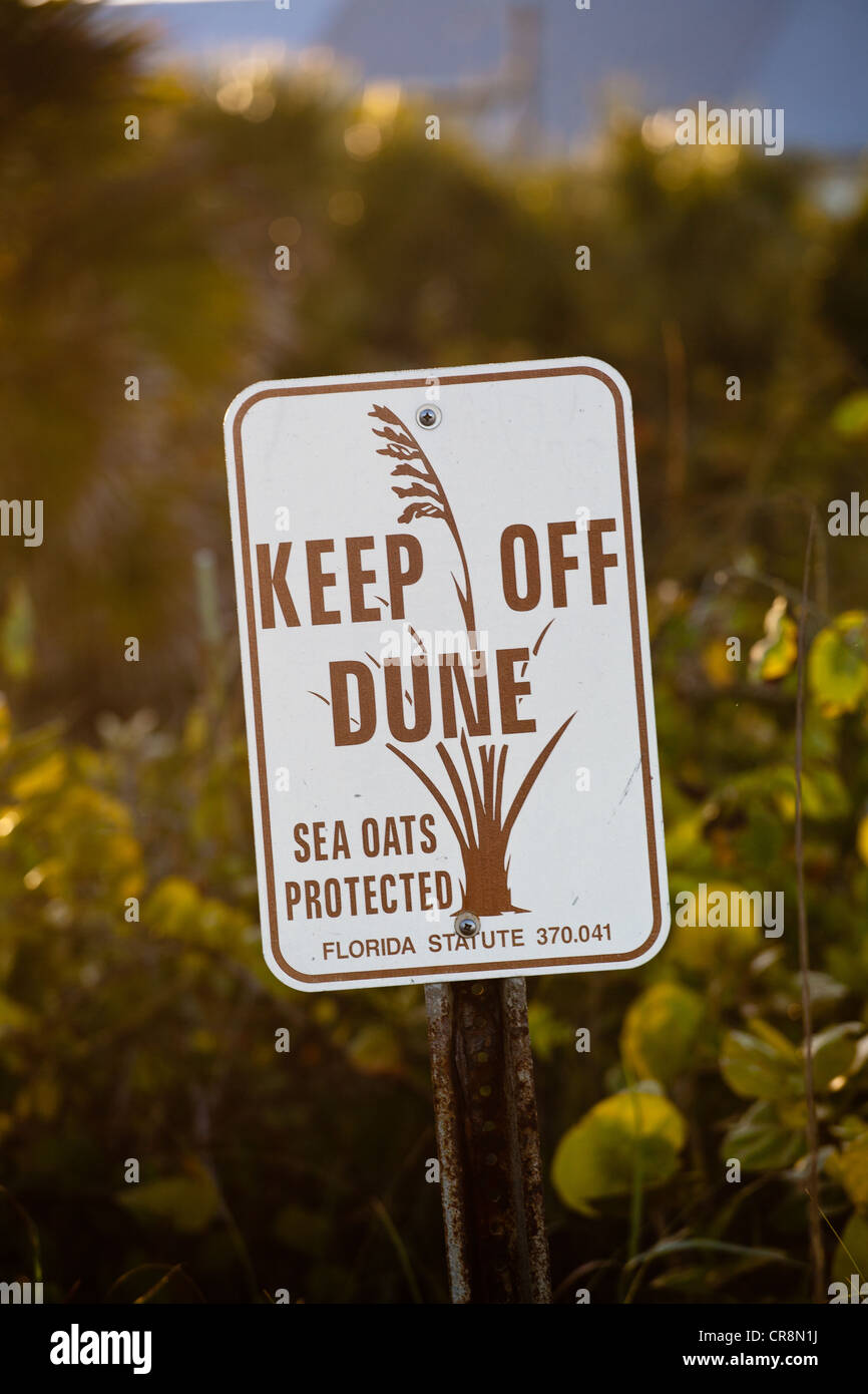 Sign warning sand dunes hi-res stock photography and images - Alamy