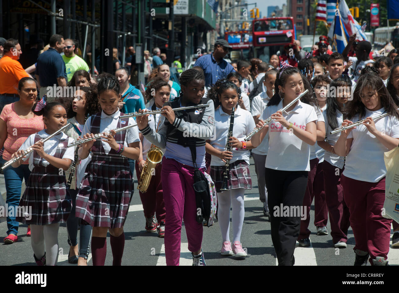 Kids marching in parade hi-res stock photography and images - Alamy