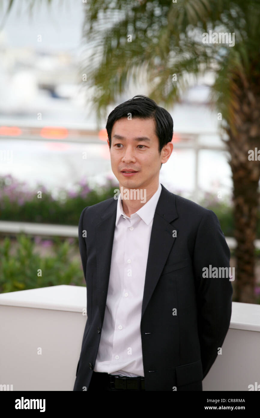 Actor ryo kase like someone hi-res stock photography and images - Alamy