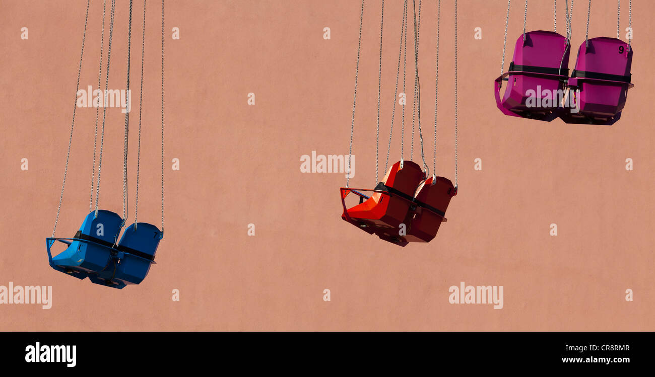 Empty funfair rides hi-res stock photography and images - Alamy