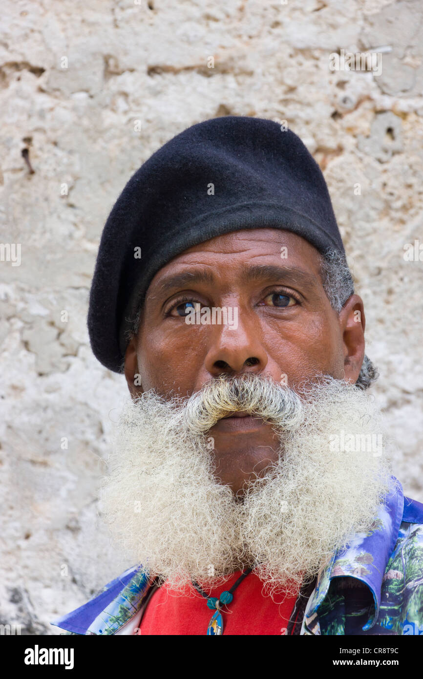 Old man with beard, Havana, Cuba Stock Photo - Alamy