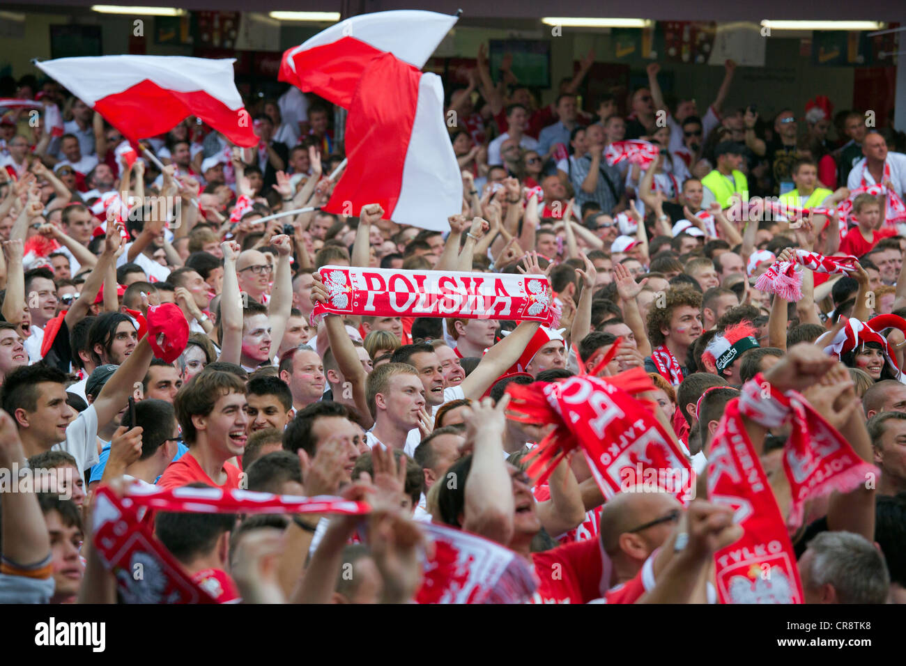 Polish soccer fans crowd outside hi-res stock photography and images ...