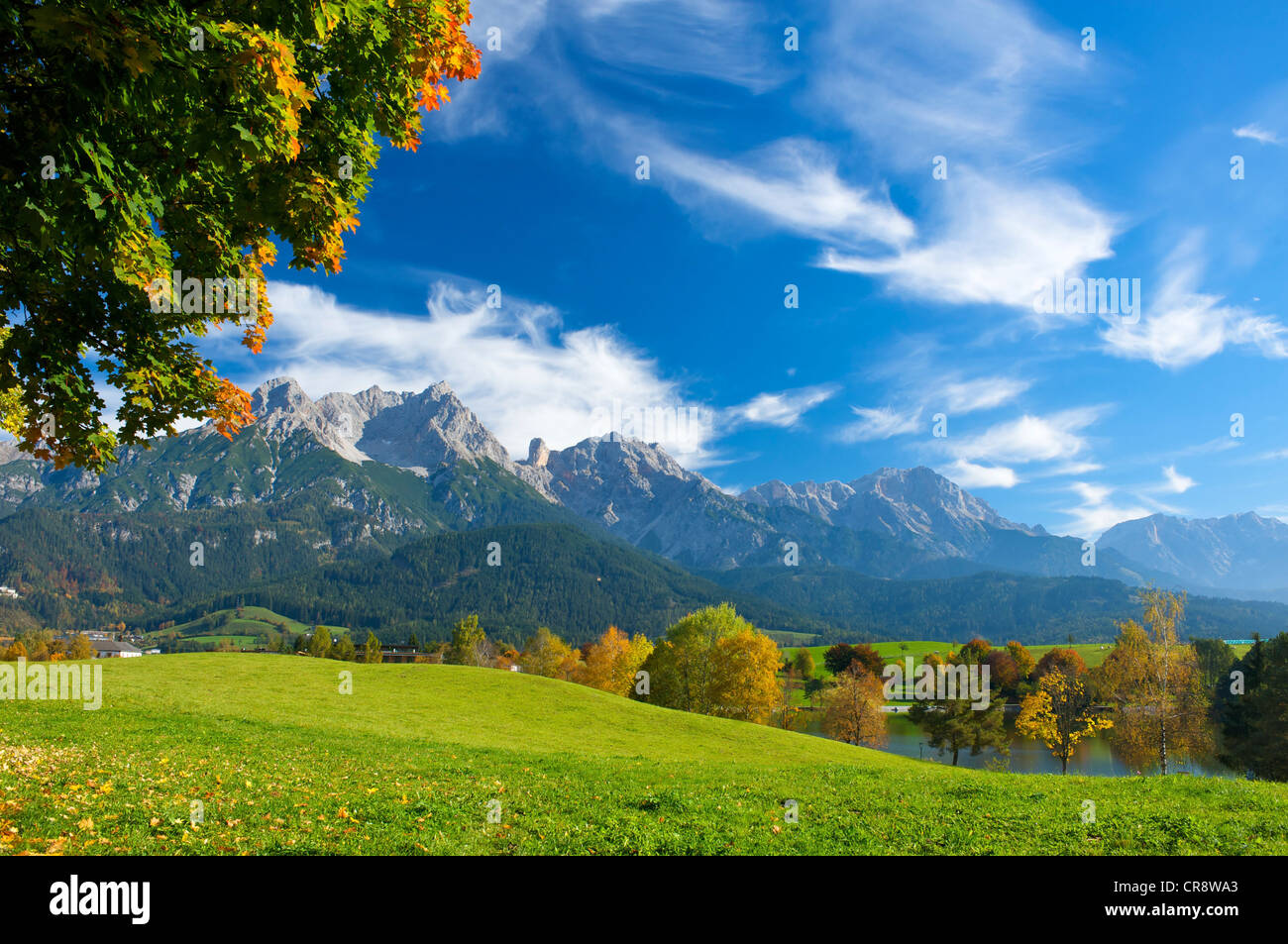 Steinernes Meer high karst plateau as seen from Saalfelden, Pinzgau ...