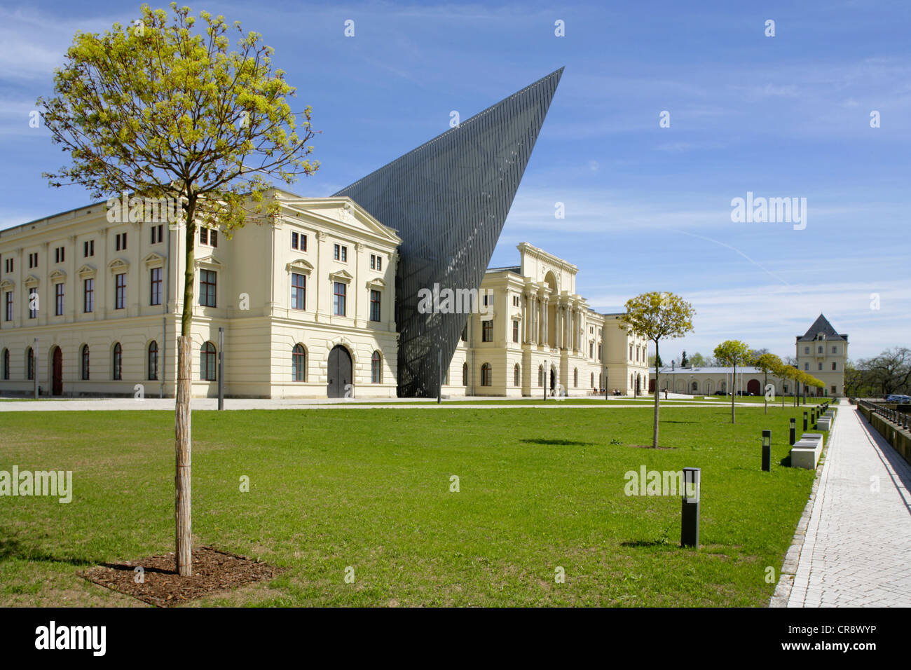 Daniel Libeskind and Hans-Gunter Merz's Museum of Military History ...