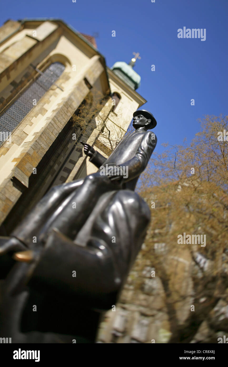 Franz kafka statue hi-res stock photography and images - Alamy